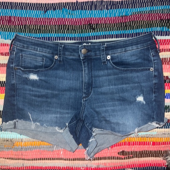 Universal Thread | Shorts | Universal Thread Distressed Jean Shorts ...